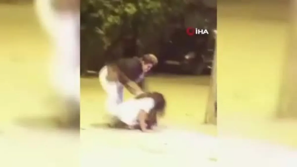 Bursada Kadınların Saç Saça Baş Başa Kavgası Kamerada