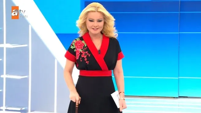 Son dakika... Müge Anlı ile Tatlı Sert 3 Kasım Perşembe canlı yayın ... Son dakika... Müge Anlı ile Tatlı Sert 3 Kasım Perşembe canlı yayın ...