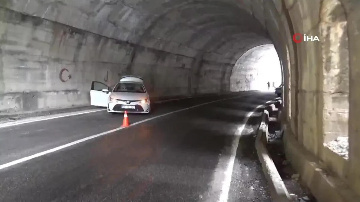 Tunceli’de tünelde feci kaza: 8 yaralı