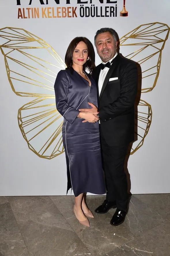 Sinem Öztürk ve Mustafa Uslu’nun ikizleri dünyaya geldi