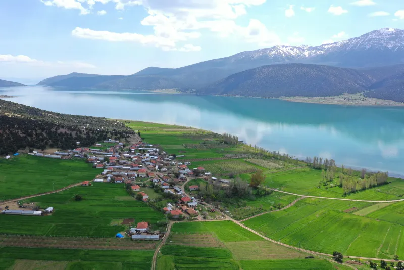 Isparta’nın Mada Adası o özelliği ile Türkiye’de tek konumunda!