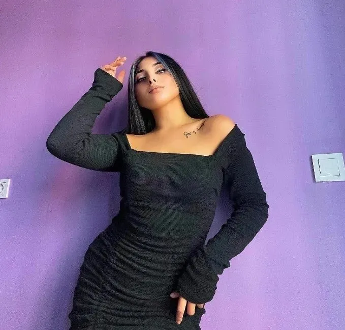 Fenomen Sarem Uysal hakkında istenen ceza belli oldu! Video başına 200 ...