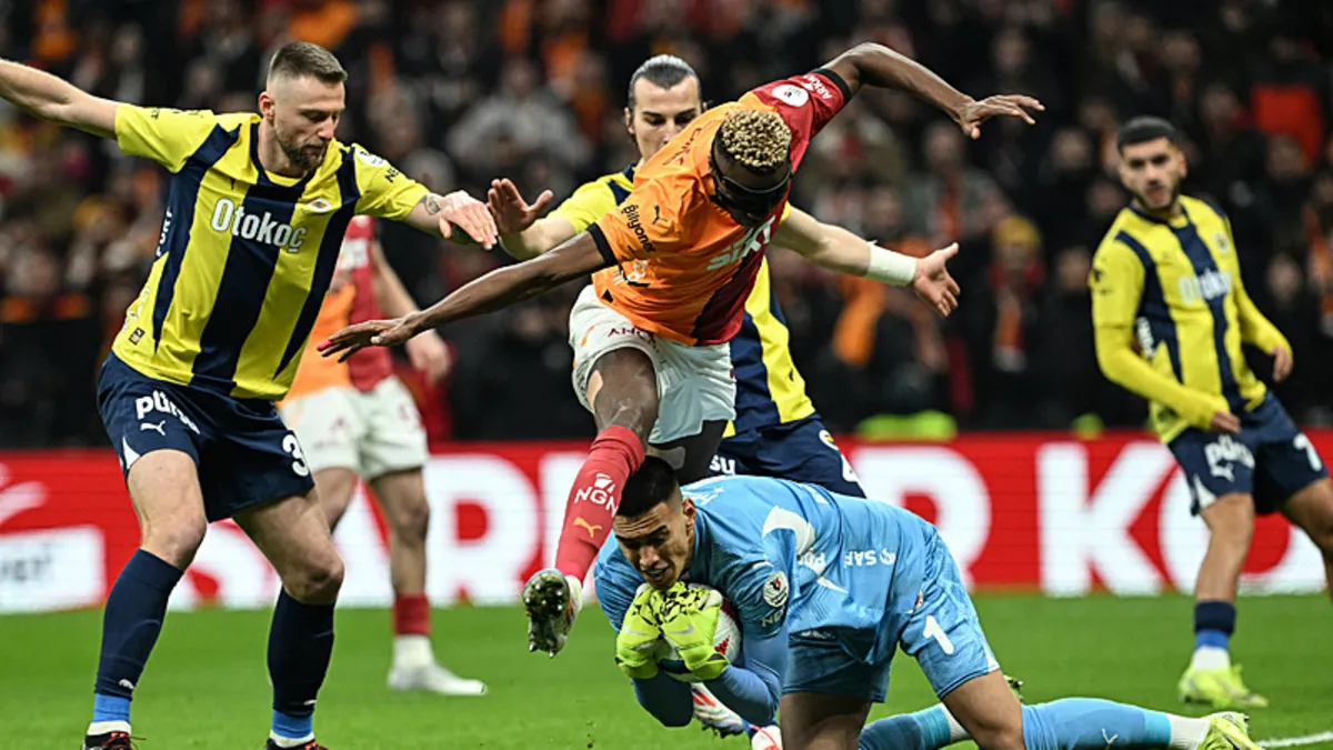 Galatasaray - Fenerbahçe derbisinde gol sesi çıkmadı