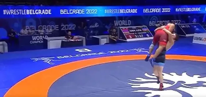 Taleh Mammadov, Ermeni rakibi Hrachya Poghosyan’ı tuttu, kaldırdı, yere ...