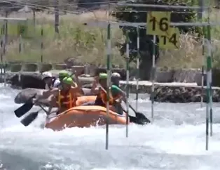 Rize’de fırtına vadisinde rafting yarışı