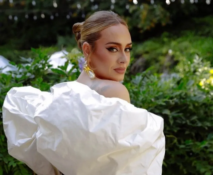 Adele’den üzen haber! Kulağı sağır kaldı! Müziği bırakıyor mu?