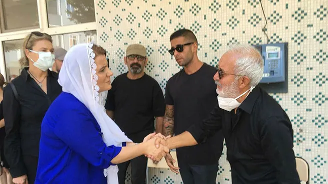 Kurtlar Vadisi dizisinin Zaza Dayı’sı Ali Sürmeli’nin annesi toprağa ...